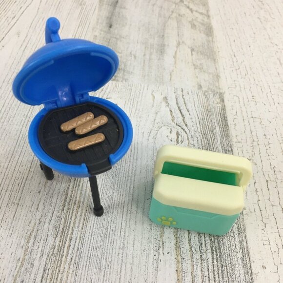 moose toys | Toys | Bluey Blue Charcoal Grill And Cooler Lot Barbecue ...